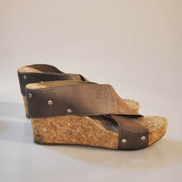 Lucky Brand | Shoes | Lucky Brand Miller 2 Pewter Metallic Cork Wedges ...